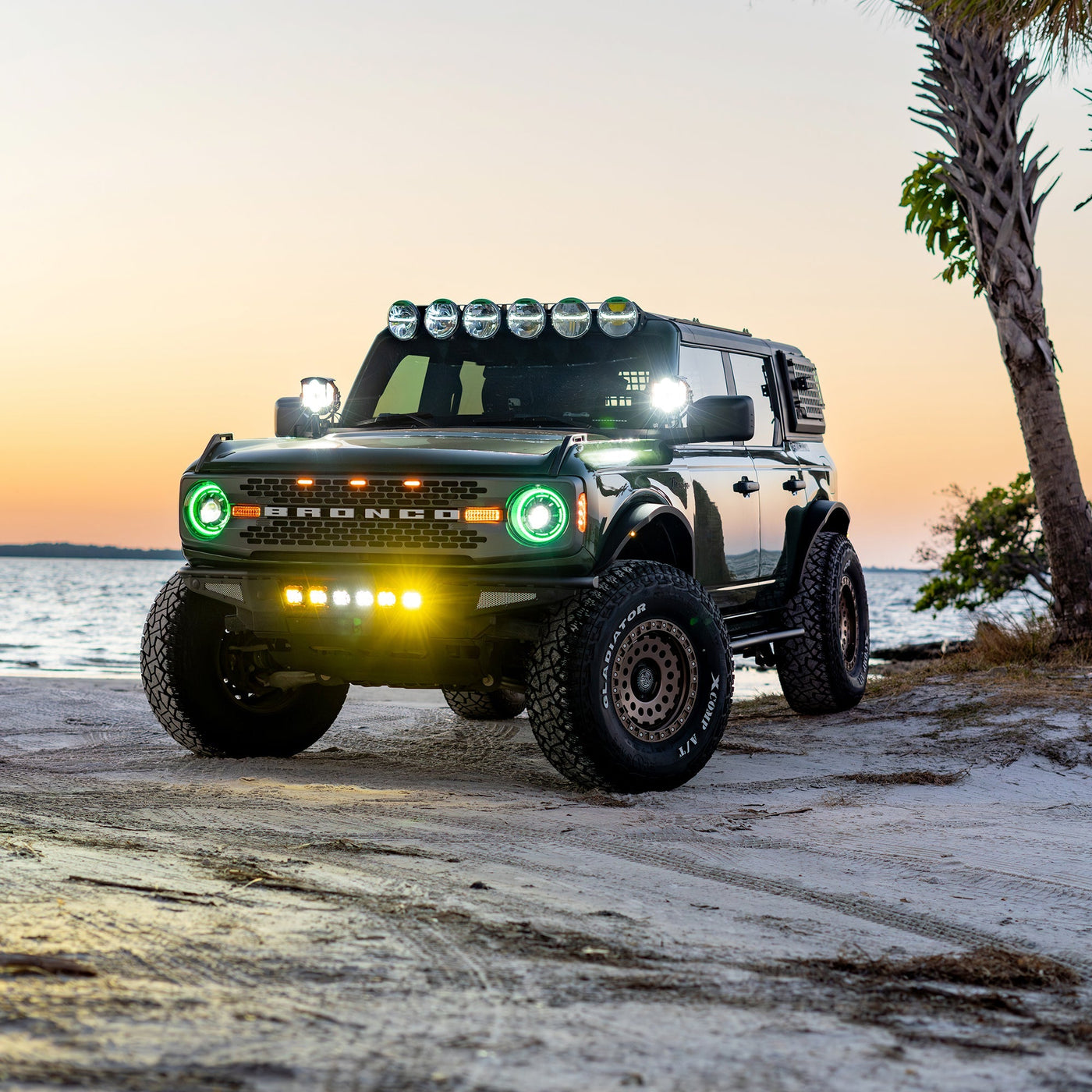 VEGA™ Series 7 135W Off-Road LED Auxiliary Light Pod | IP69K | ORACLE ...